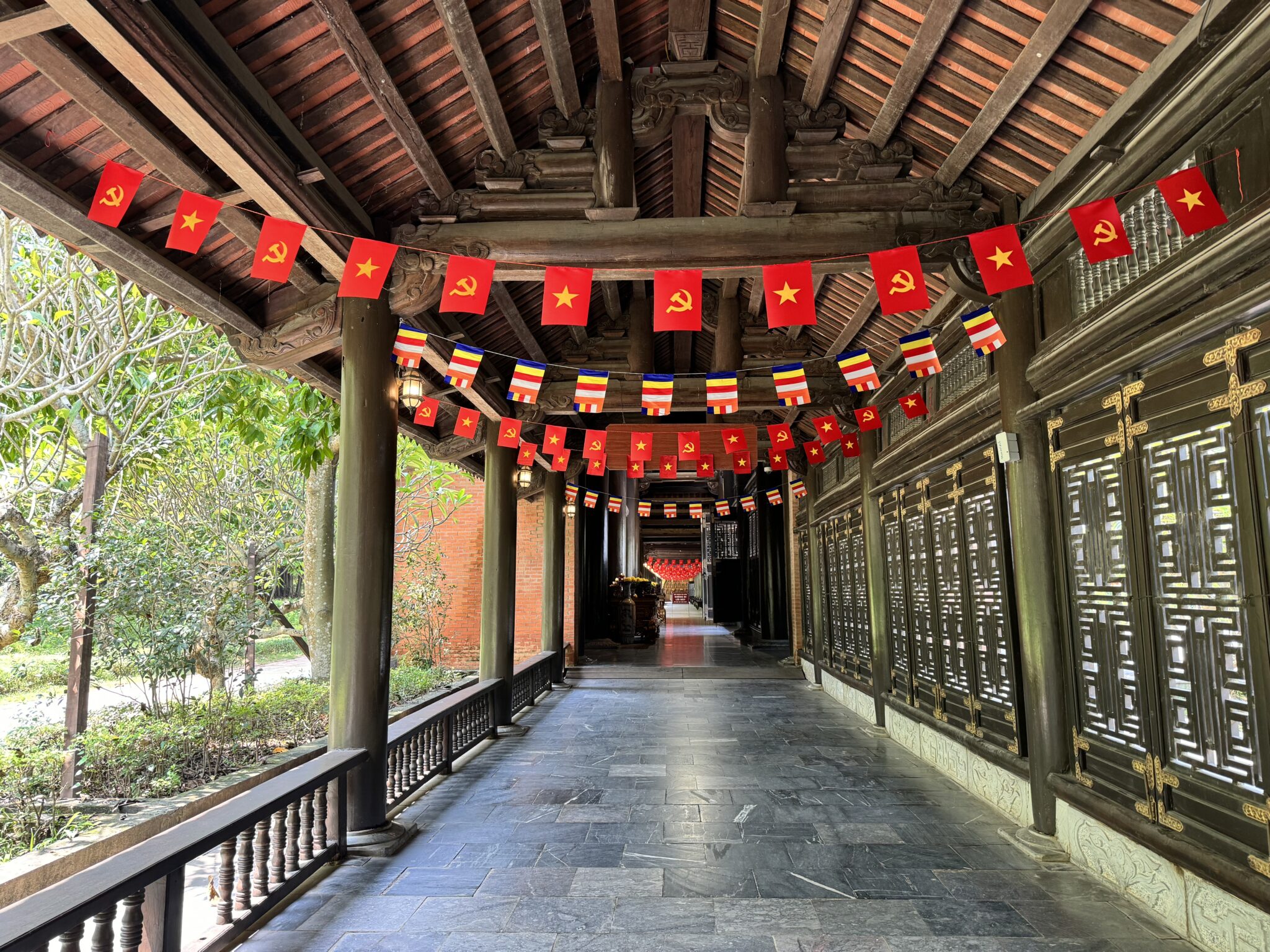 Service – 株式会社TOGS